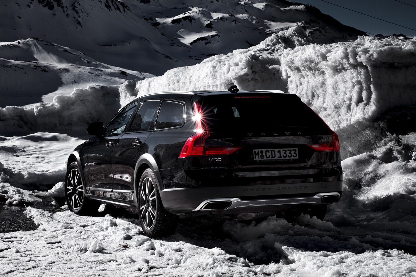 Volvo snow | Photography | Mierswa & Kluska